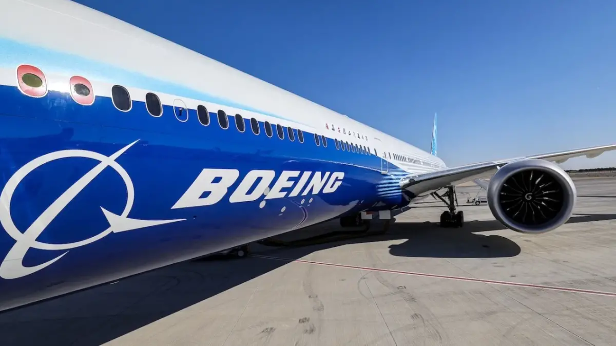 Boeing Announces 35% Pay Raise Proposal to End Workers Strike - Akhbrna ...